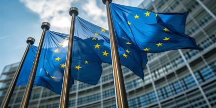 EU genehmigt 53 Kryptounternehmen unter MiCA, Binance und Tether fehlen