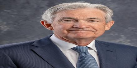 パウエル議長とは?FRB第16代議長の経歴から最新の金融政策動向まで徹底解説【2025年8月最新版】