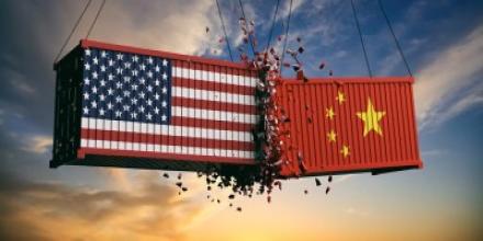 Трамп пригрозил Китаю 200% пошлинами из-за магнитов и заявил, что «может уничтожить страну»