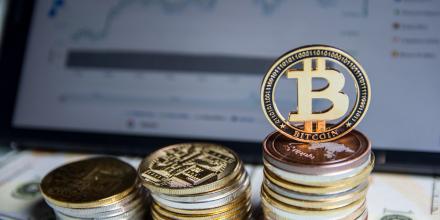 企業によるビットコイン購入、マイニング量の4倍ペースに＝River報告