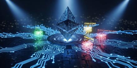 스테이블코인·ETF·기술이 암호화폐 권력 재편…거래소-규제 당국 시대 저문다