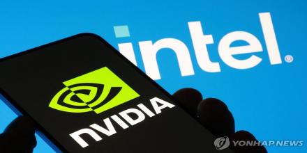 엔비디아, 인텔에 50억 달러 베팅…차세대 AI 칩 동맹 가속