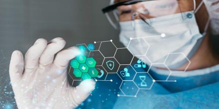 Implementação de tecnologia blockchain reduz falsificações no setor farmacêutico