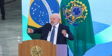 Presidente Lula libera duas servidoras para evento de criptomoedas no Panamá