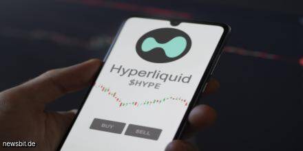 HYPE stürzt sich in das hitzige ETF-Rennen, doch der Kurs fällt