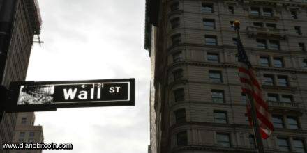 Wall Street duplicará su exposición a cripto para 2028, según encuesta de State Street