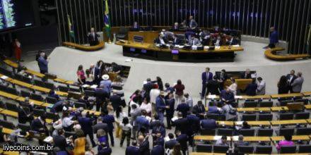 Derruba de MP da taxação do bitcoin preserva competitividade do mercado