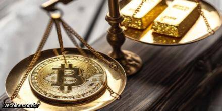 Bitcoin volta a cair e opera abaixo dos US$ 108.000