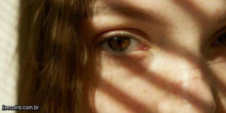 Tailândia ordena que Worldcoin remova 1,2 milhão de íris escaneadas no país