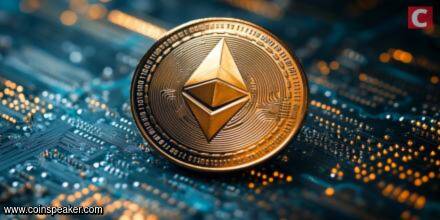 Ethereum Price Slides to $3,030 as ETF Outflows and Whale Deleveraging Dominate November